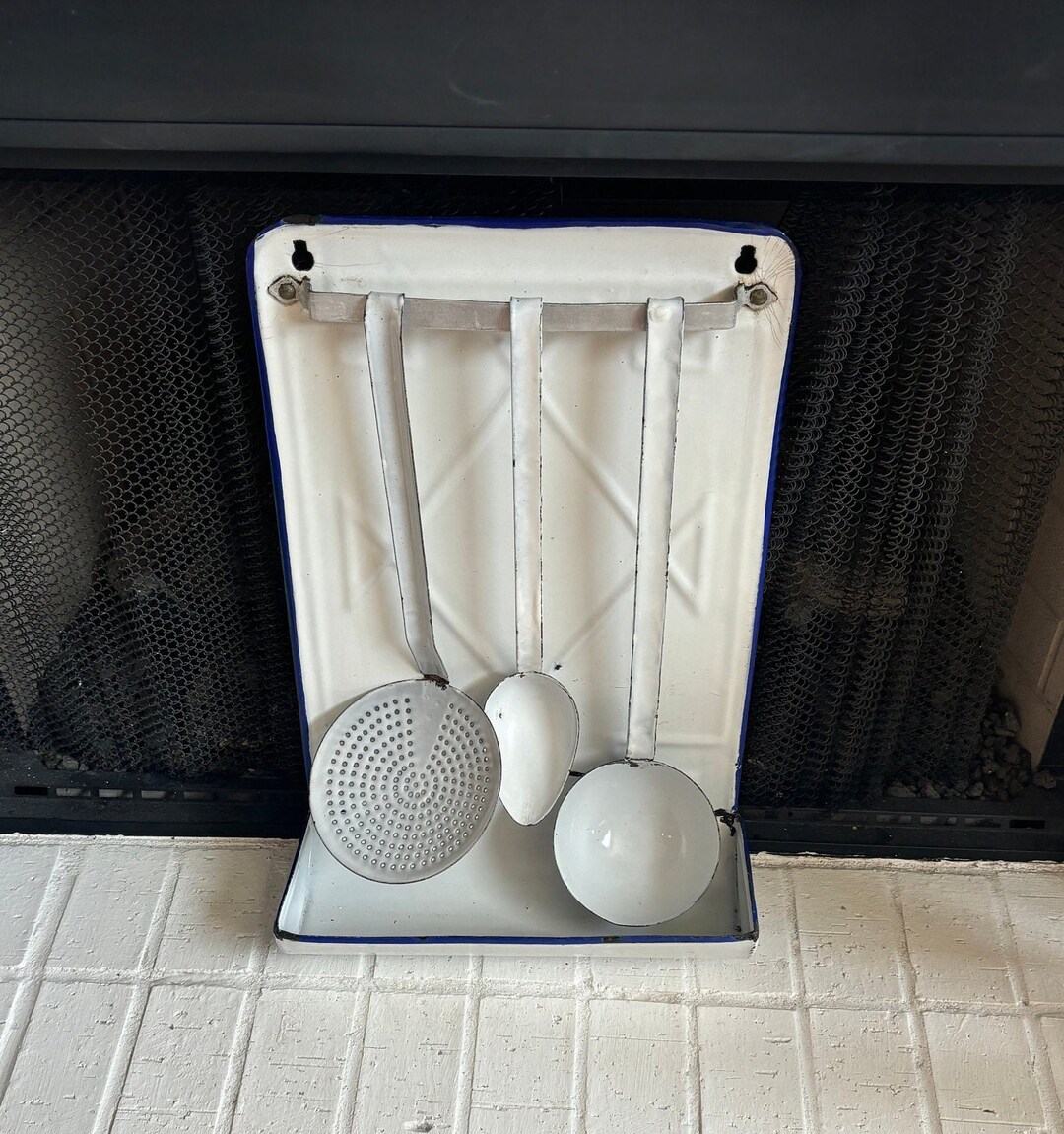 Vintage 1900's RARE GERMAN Enamelware White With Cobalt Blue Utensils ...