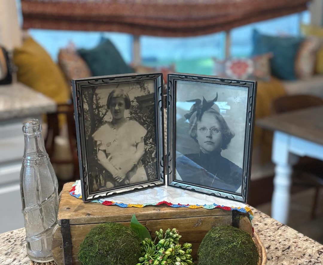 Vintage 1920's Wood Art Deco Double Photo Frame With Antique Original ...