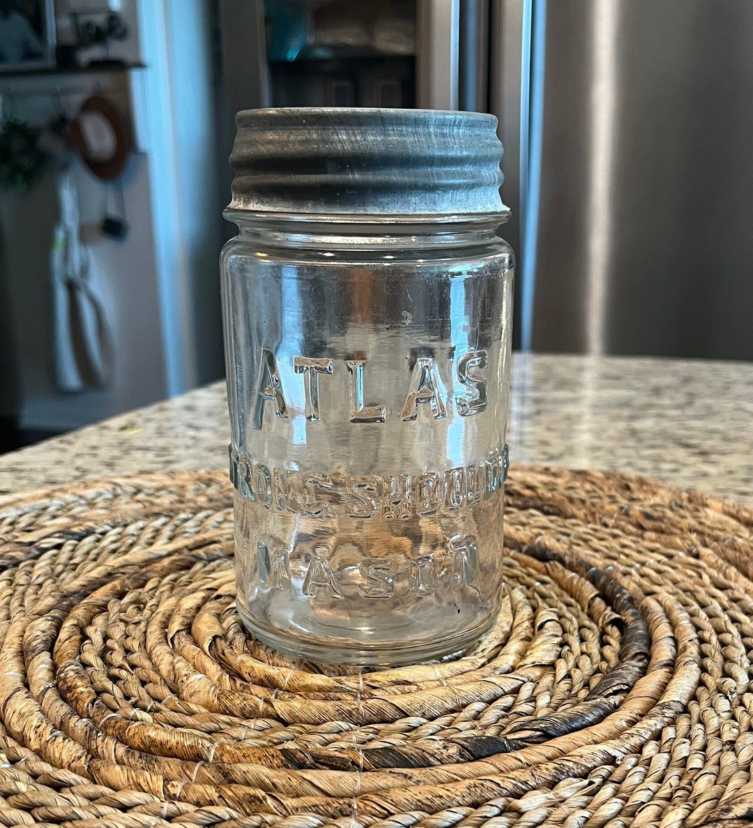 Vintage 1930's Pint Size Atlas Strong Shoulder Mason Jar and Zinc Lid ...