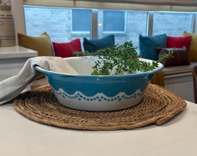 Vintage 1920's Nesco Enamelware Teal Turquoise Bonnie Blue and White ...