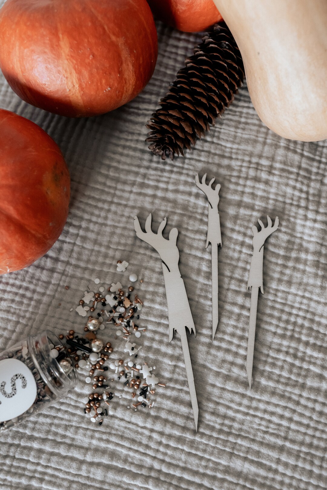 Cake Topper Halloween Hands Made of Wood Halloween Creepy Trick or ...