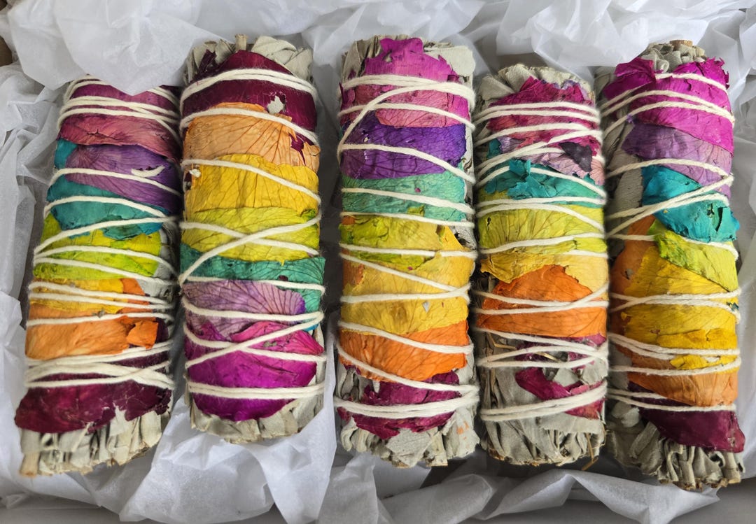 Incense Set natural Ceremony 7 Chakras White Sage With Rose Petals, 5 Smudge Sticks 25g-35g - Etsy