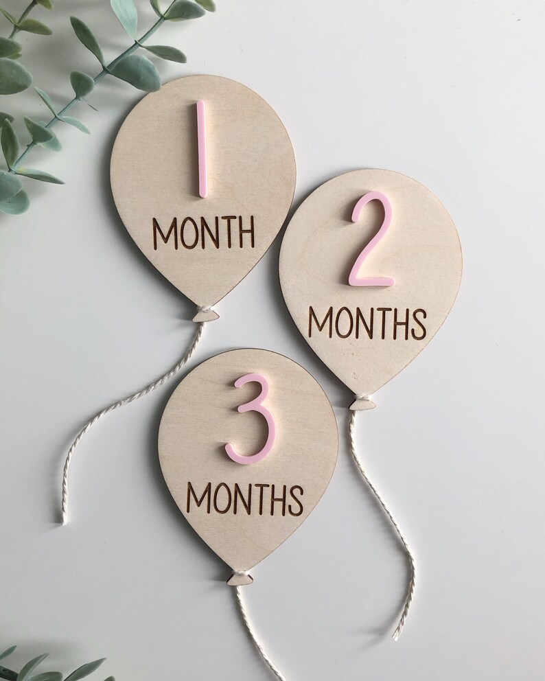 Wooden Monthly Milestone Balloon for Baby Photos Newborn - Etsy