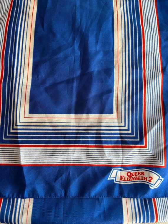 1980s Queen Elizabeth 2 long silky scarf - Gem