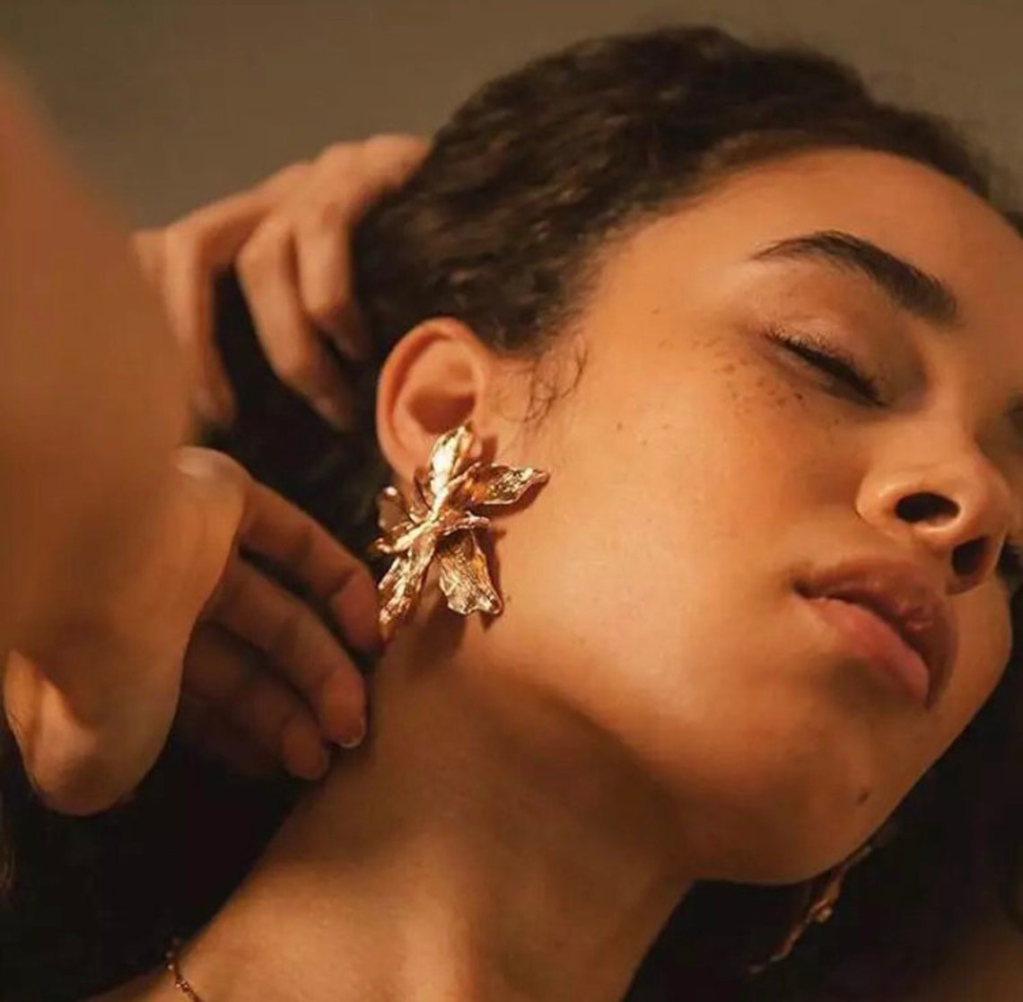 LANA Earrings // BO Gold Leaf Fine Gold 18K Bo Trendy Boho - Etsy