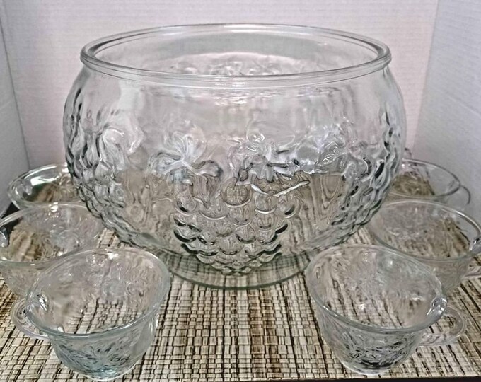 Vintage Indiana Glass Crystal Happenings Pressed Grape Design Punch ...
