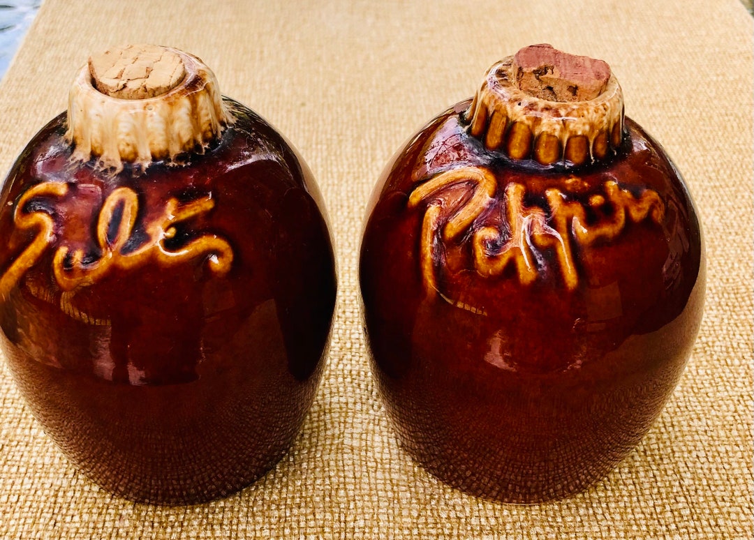 Hull Pottery Dripware Glaze Salt and Pepper Shakers Vintage Tableware ...