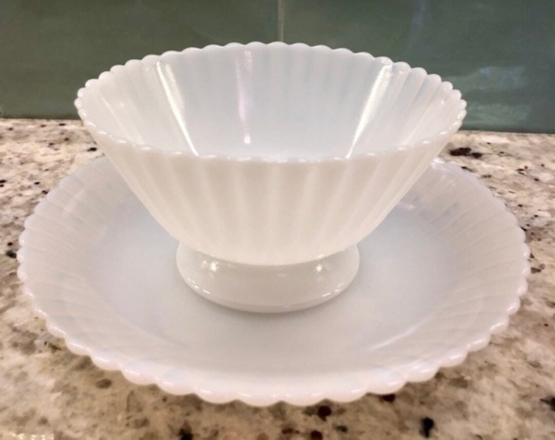 Monax Petalware Macbeth-evans Cremax 1930's Translucent Milk Glass ...
