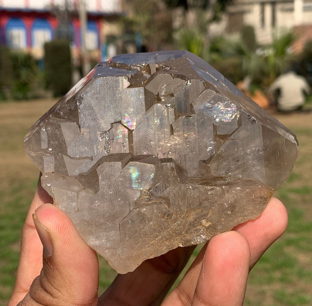 Exceptional Smokey Gwindel Quartz Crystal With Sharp Lustre & Rainbow ...
