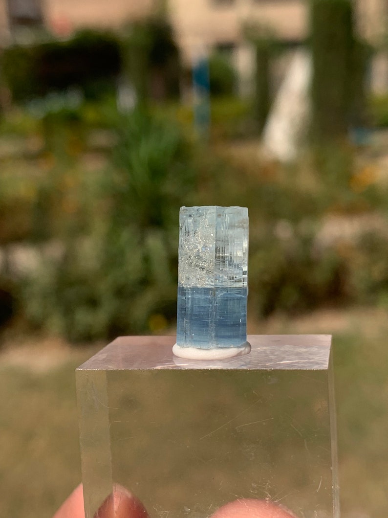 Cristal aguamarina bicolor: berilo azul claro y profundo, valle de Shigar, Pakistán - Etsy México