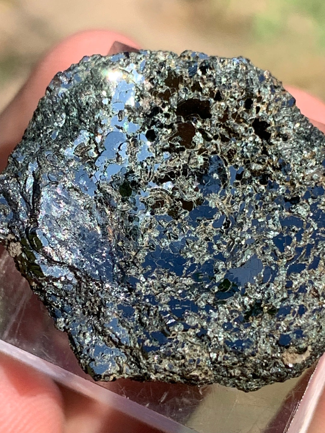 Shiny Black Hematite Crystals Flower Aesthetic Piece From Rundo Skardu ...