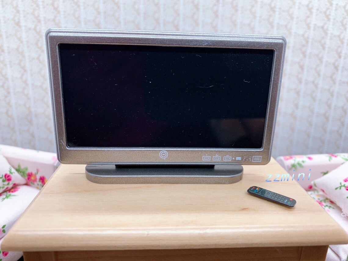 Dollhouse Miniature 1:12 Living Room LCD TV & 1 Remote Control - Etsy