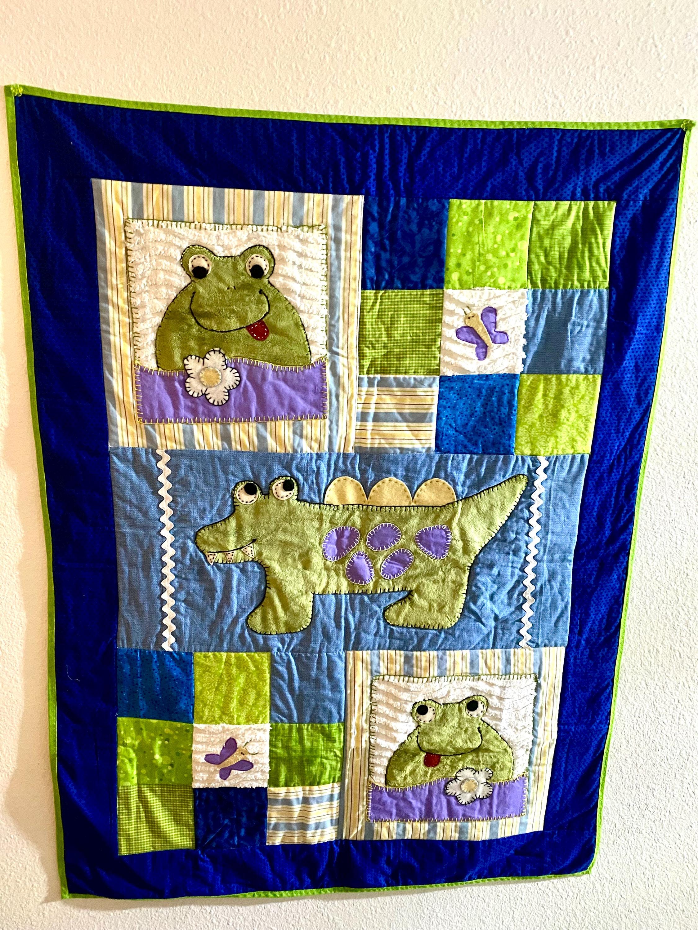Frog and Alligator Kids Quilt - Etsy