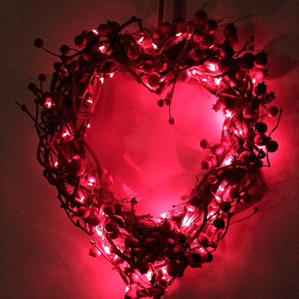 Lighted Wreath - Etsy