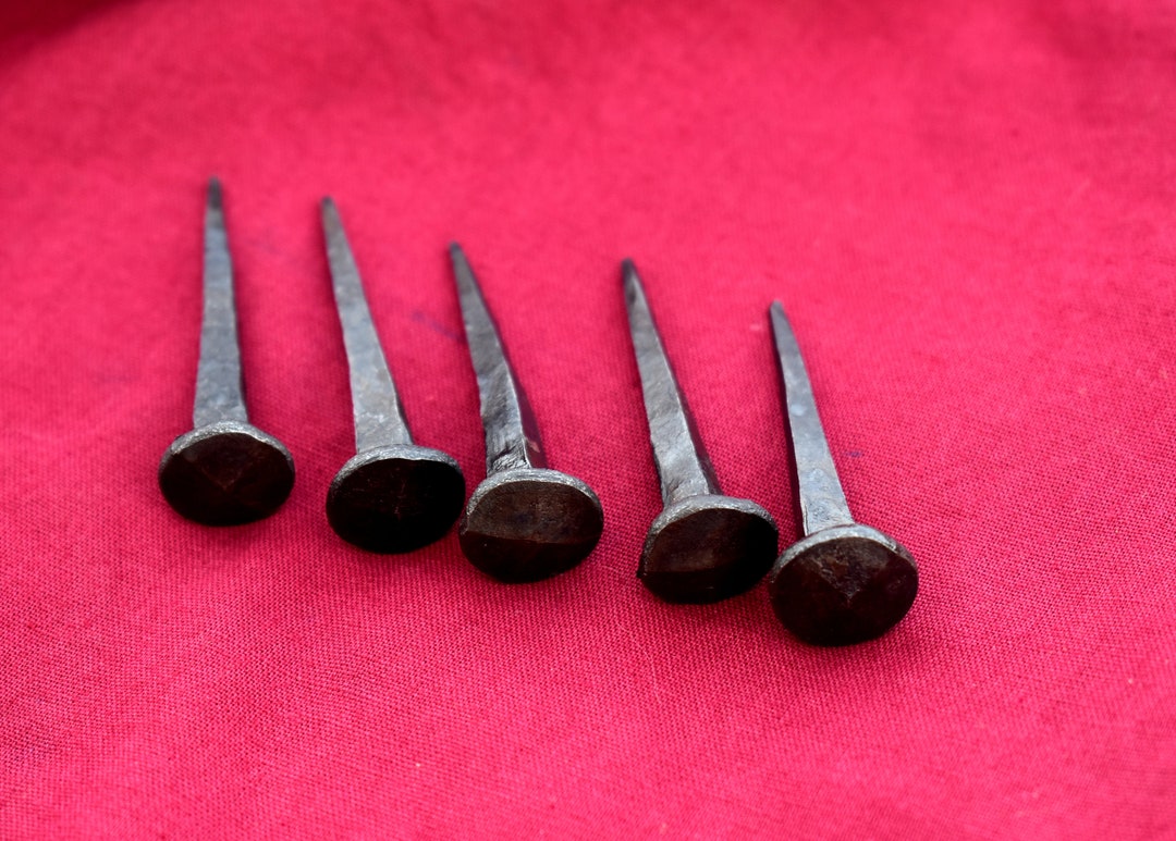 Hand Forged Medieval Iron Nail Set of 5. - Etsy