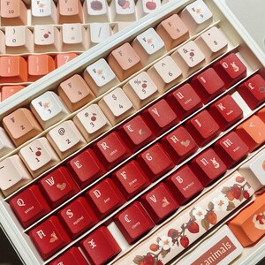152 Keys Cute Strawberry Keycaps Set, Red Keycaps, Cherry Profile PBT ...