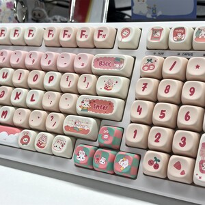 99 Keys Pink Rabbit Mechanical Keyboard, Blue/red Switch, 138keys Pink ...