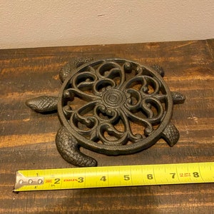 Turtle Trivet medium. Cast Iron - Etsy