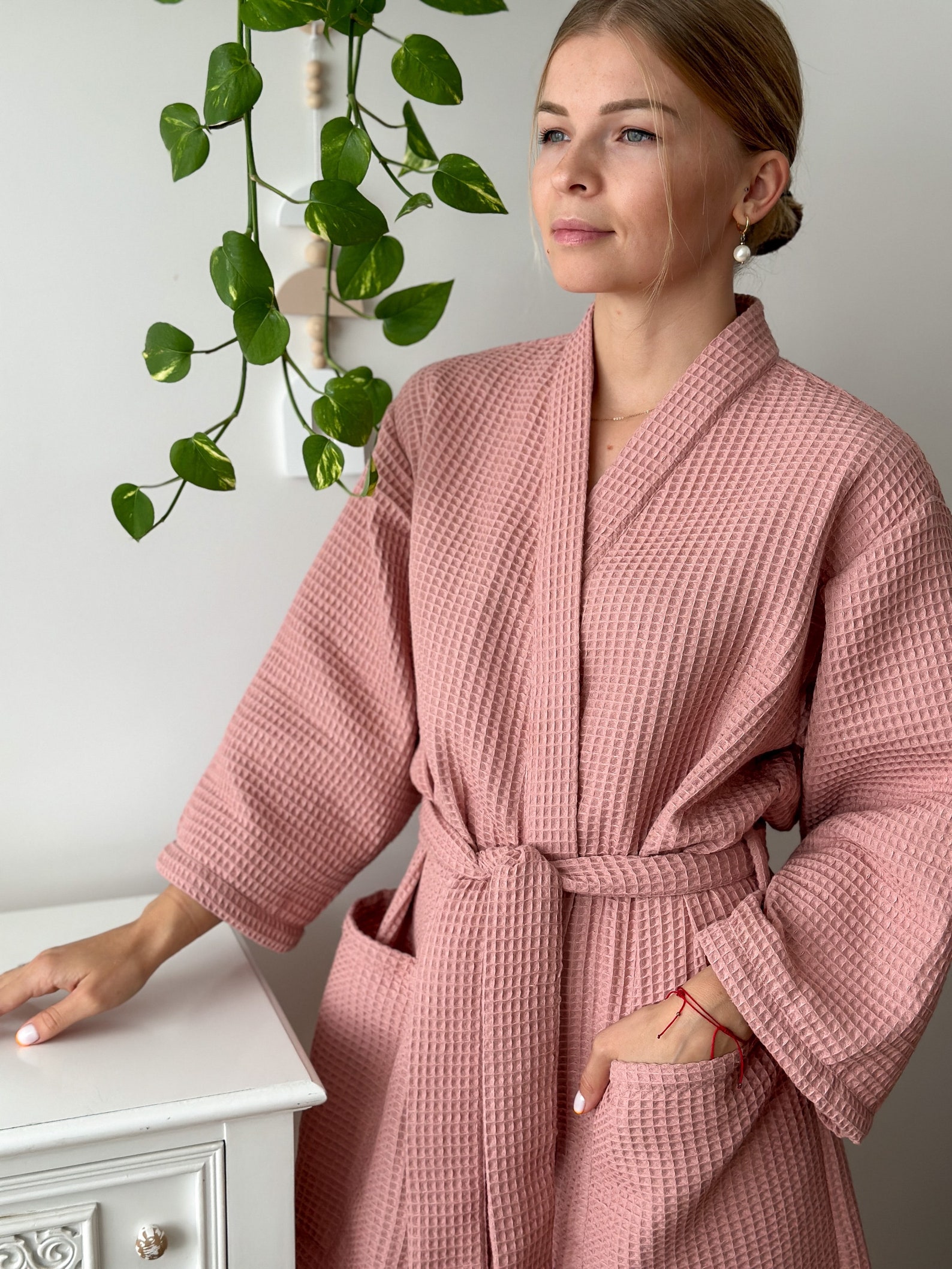 Bathrobe With a Casual Wafle Texture in Dusty Pink / Comfy, Elegant ...