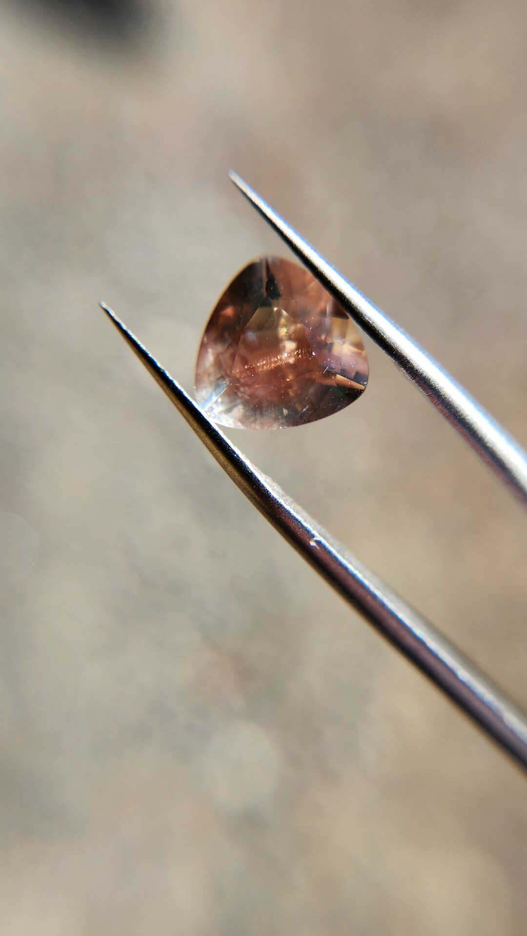 9mm 2.46ct Bi-color Oregon Sunstone. Perfect for Custom Pendant or Ring ...
