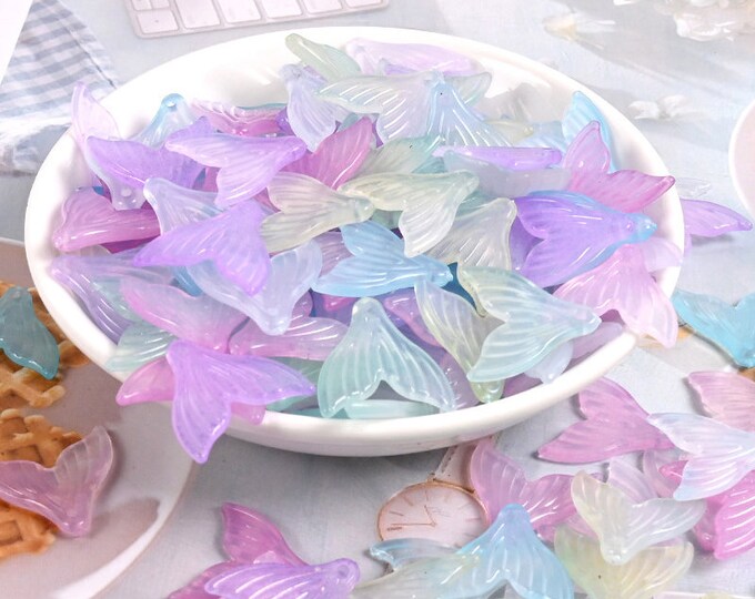 30pcs of Mixed Acrylic Mermaid Tail Beads, Mermaid Tail Beads Pendant ...