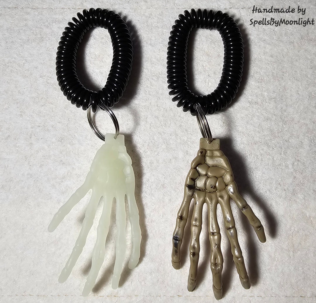 Skeleton Hand Keychain - Etsy