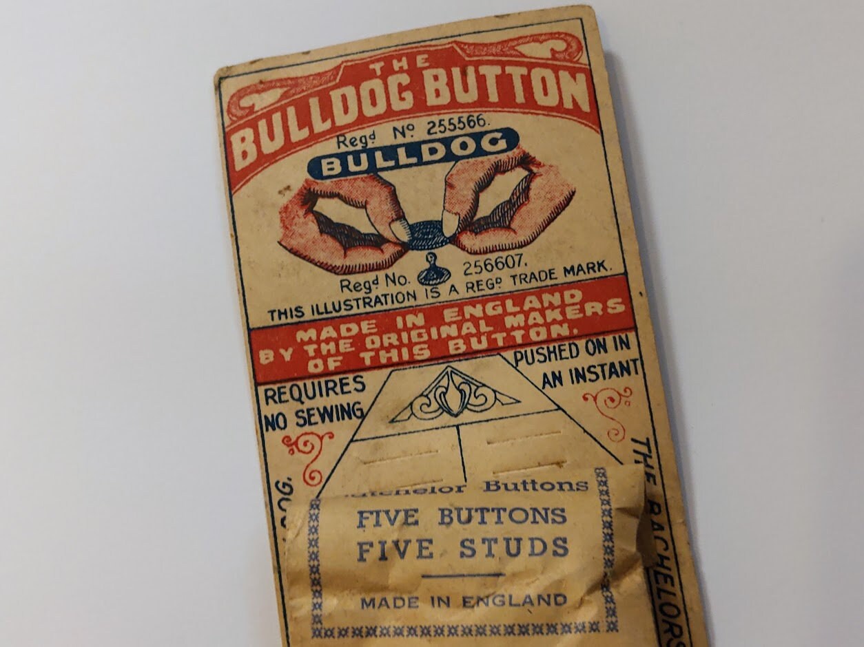 Very RARE Vintage Bulldog metal, 2 part push no-sew buttons 1930s ...