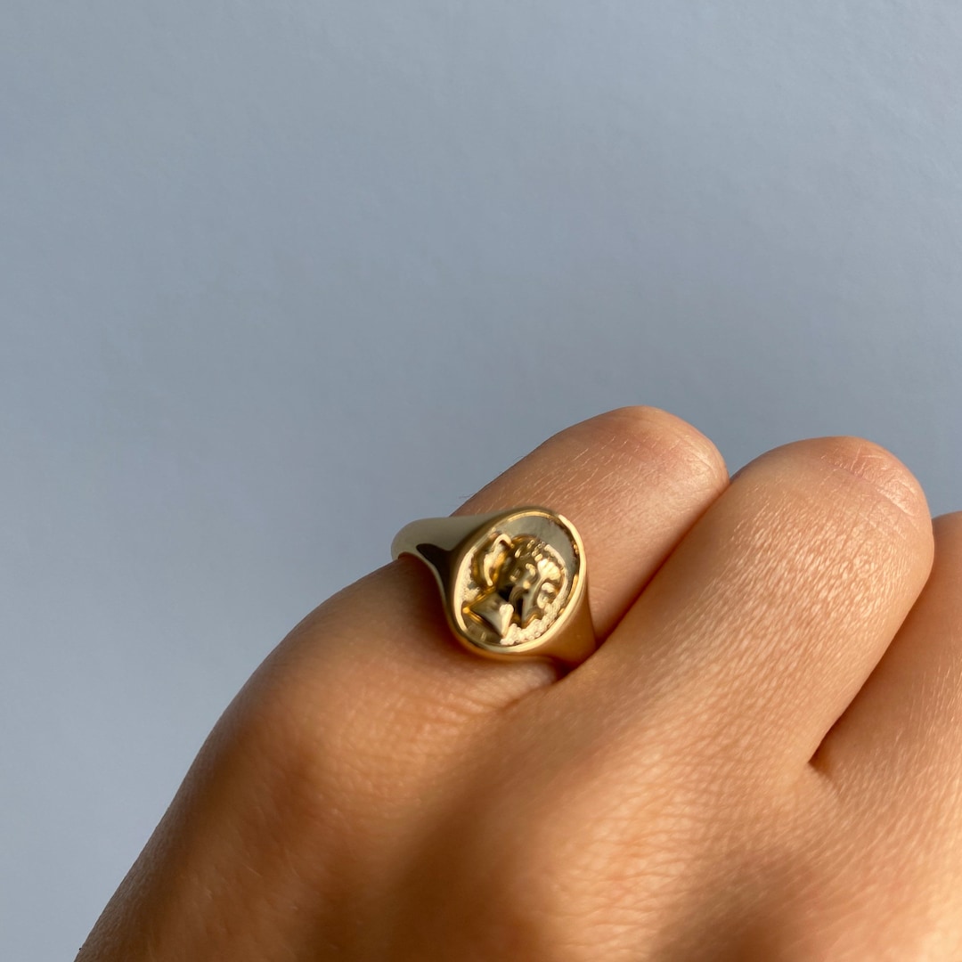 Pinkie Ring Gold Signet Ring Round Signet Ring Stackable - Etsy