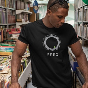Freq, Synthesizer Shirt, Beat Maker Gift, Music Producer Tee, Techno ...