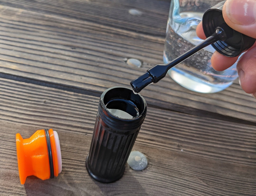 Slug Slym in Grease Tube With Applicator Brush - Thin Silicone Oil for ...