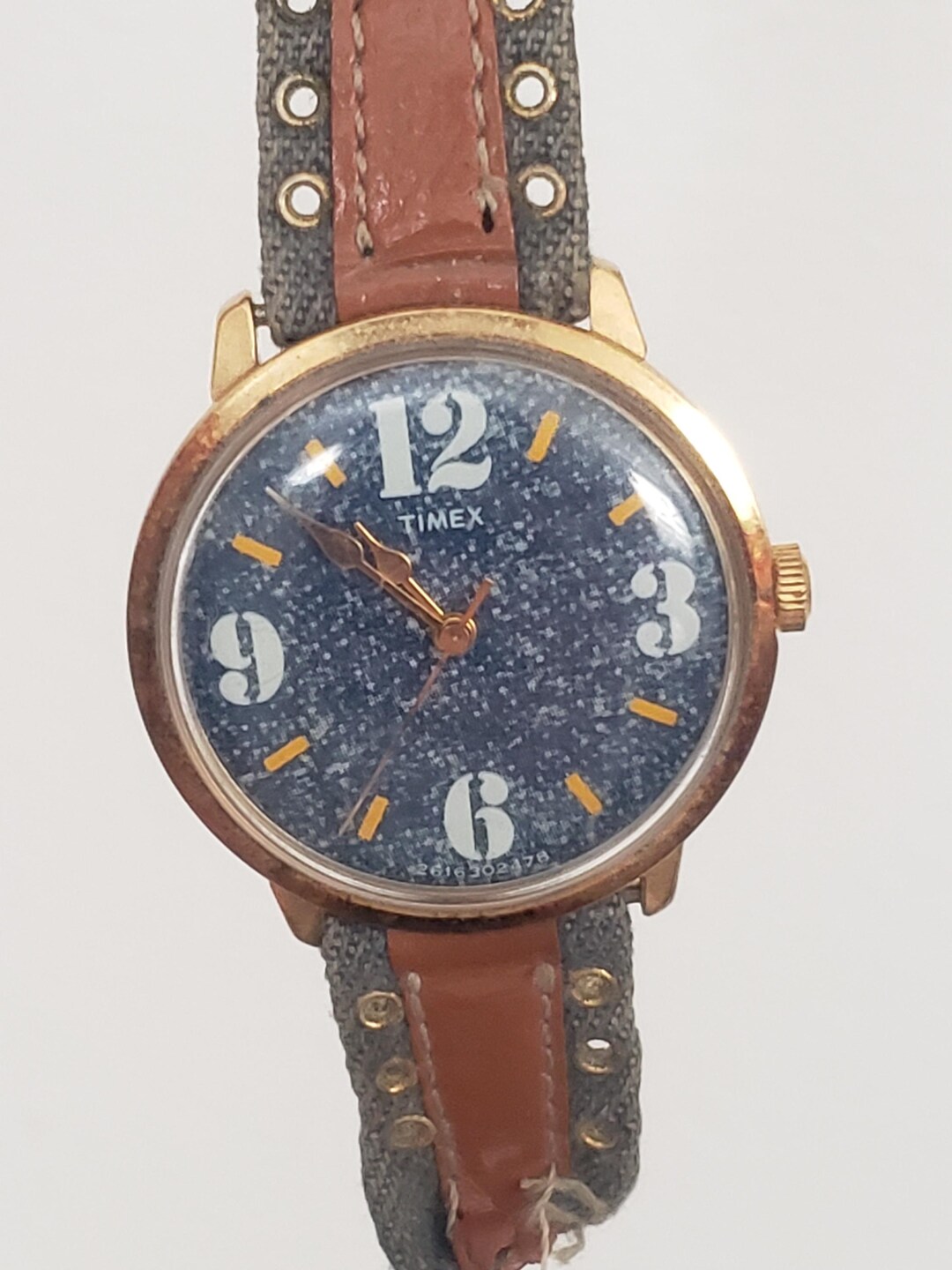 Timex Wrist Watch Retro Collectible Time Piece Round Face Vintage - Etsy
