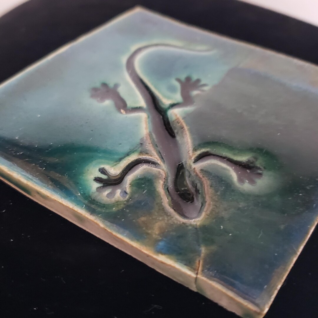 Tile Green Lizard Handmade Collectible Unique Studio Collectible - Etsy