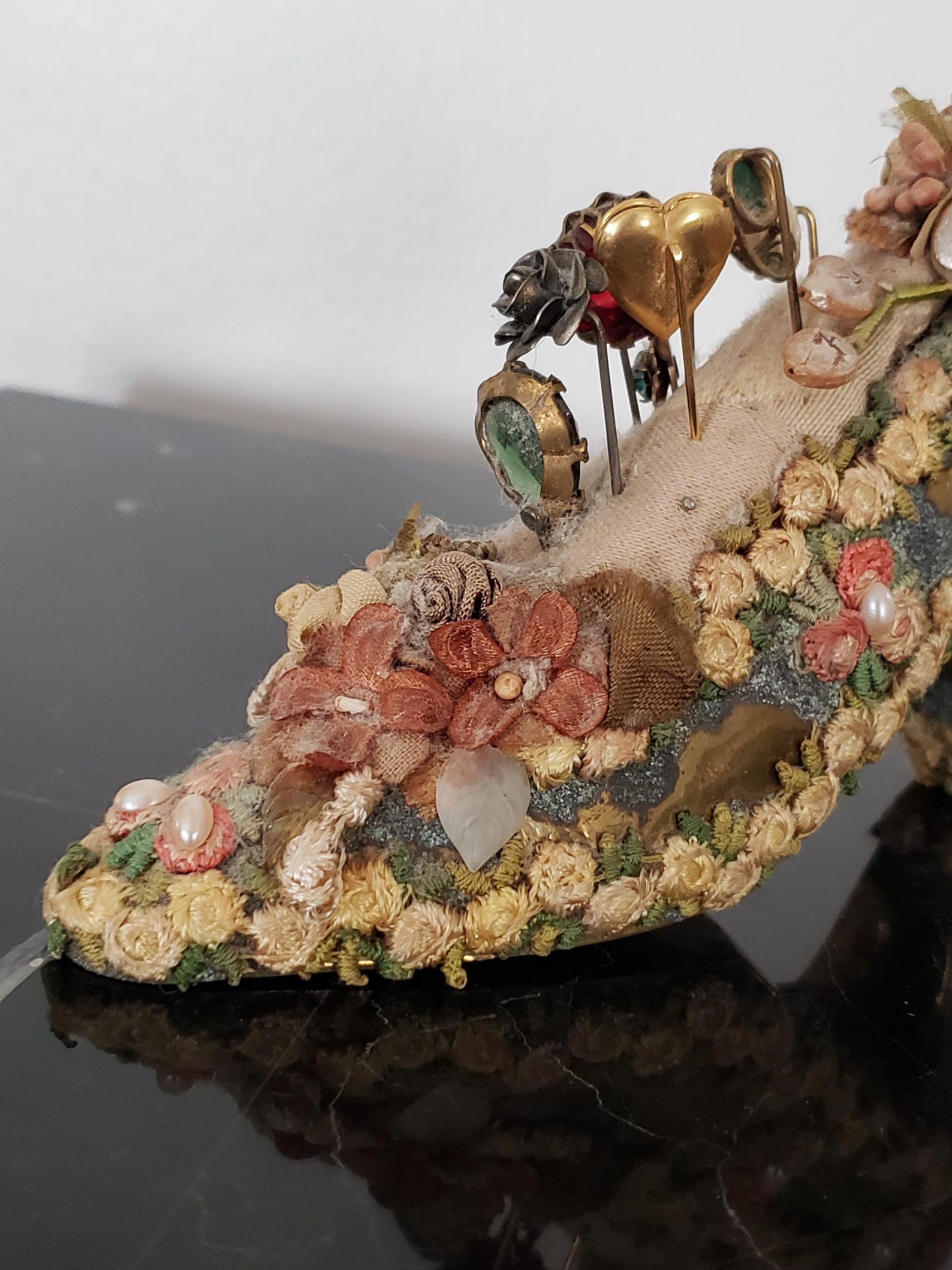 Pin Cushion With Stick Pins Vintage Shoe Floral Pattern Rare Estate ...