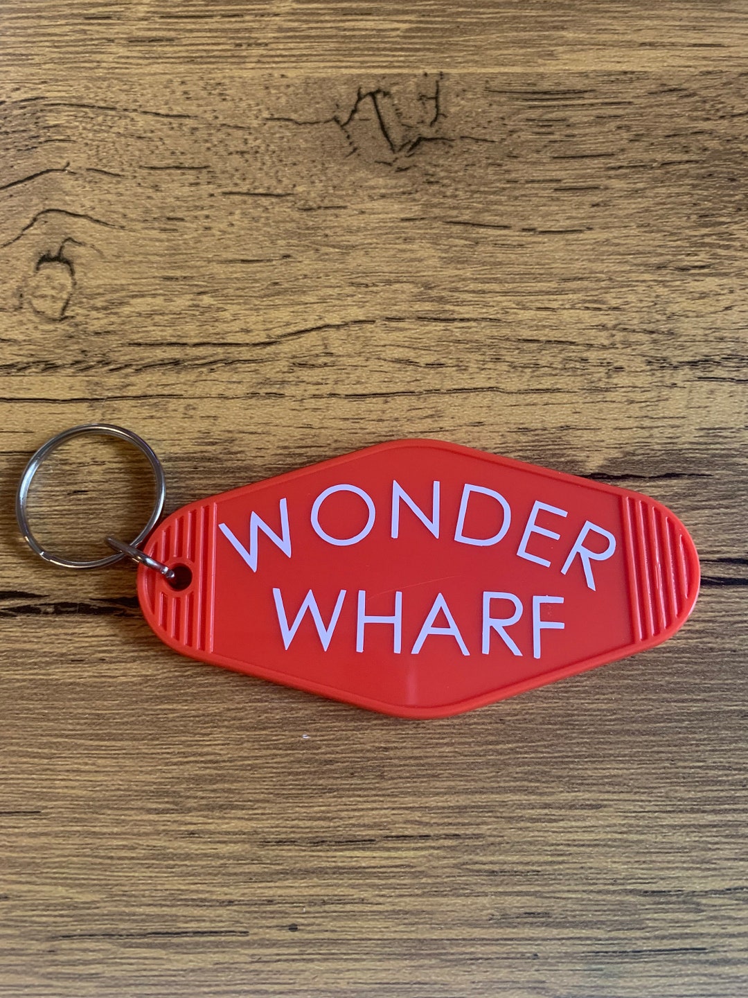 Bobs Burgers Wonder Wharf Motel Style Keychain - Etsy