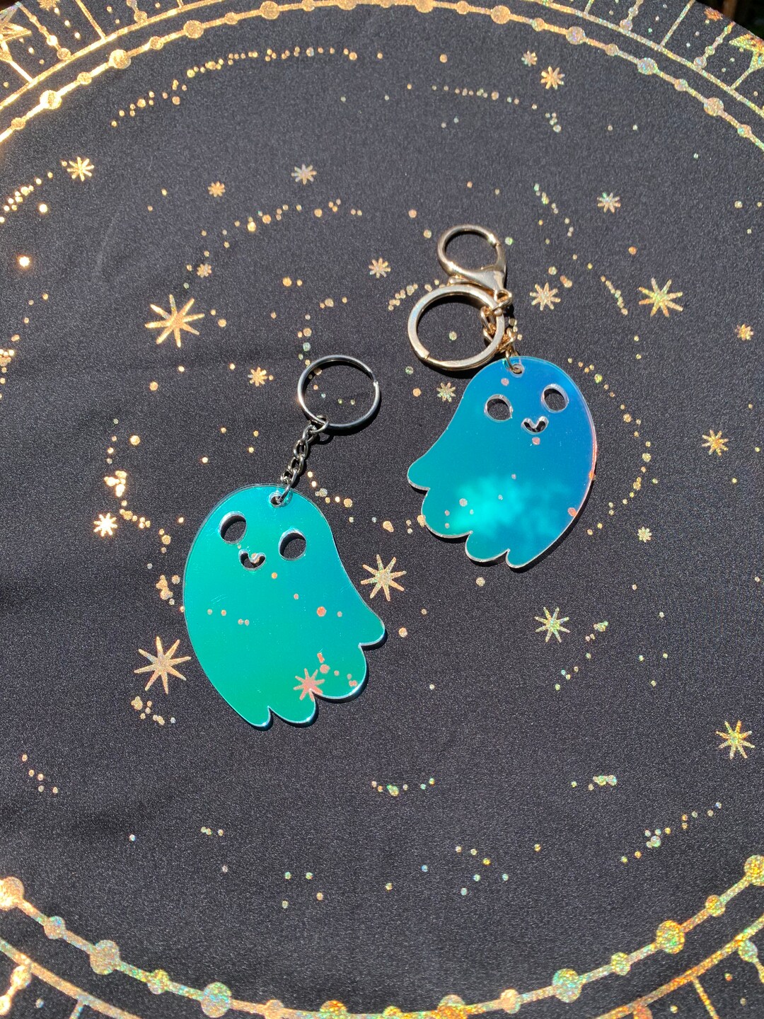 Happy Little Ghost || Iridescent Key Ring || Halloween Gift - Etsy