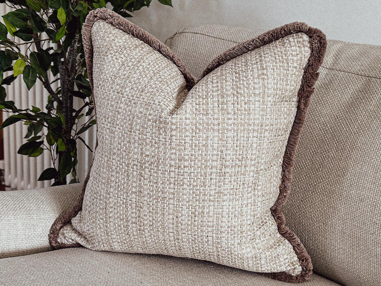 Luxury Cream Textured Cushion With Fringe or Piping Trim - Modern ...