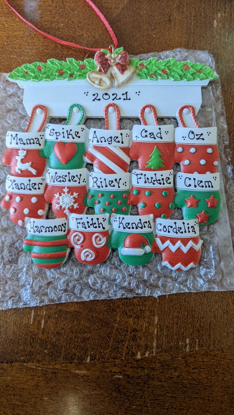 5,6,7,8,9,10,11,12,13,14 Names Personalized Mittens Family Christmas ...