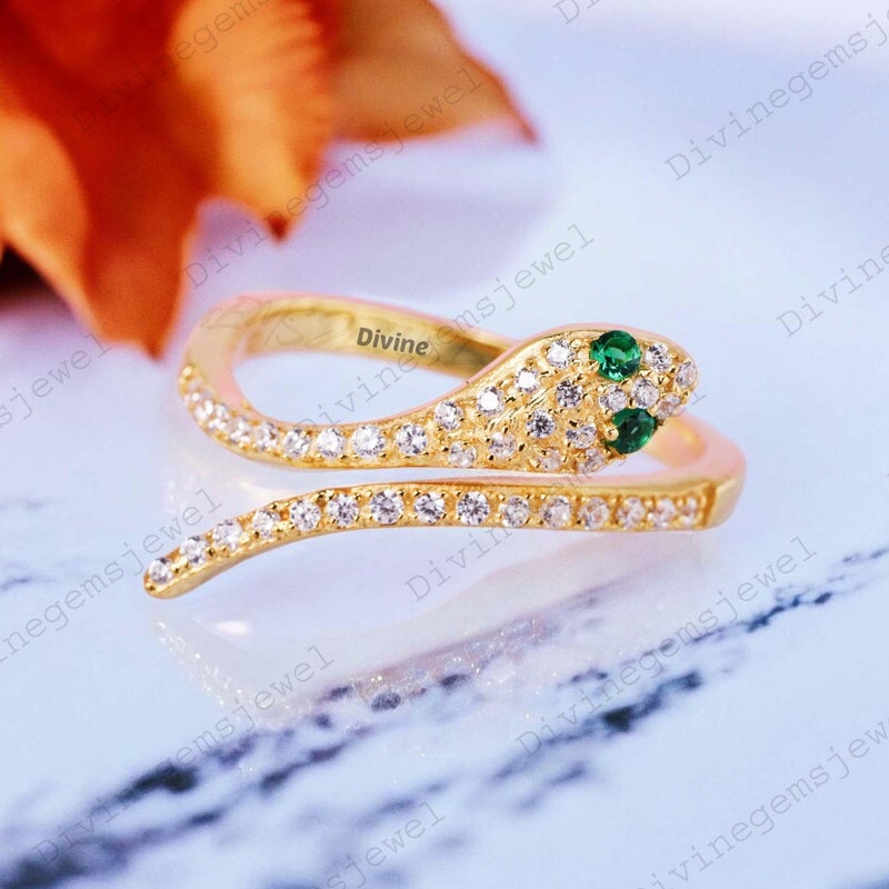 Emerald Snake Ring - Etsy