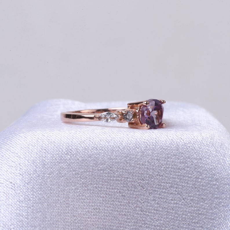 Vintage Alexandrite Ring Elegant Design Ring June - Etsy