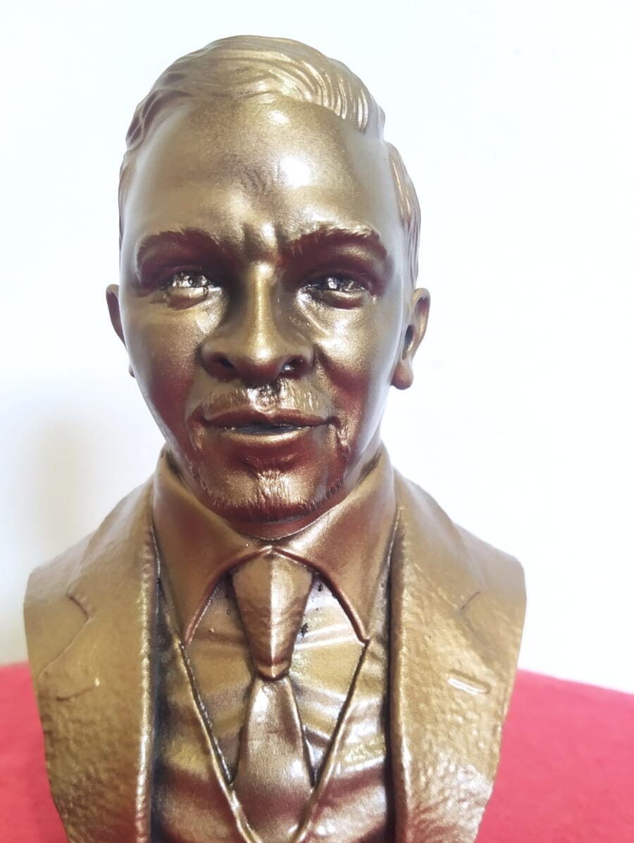 Custom 3D Portrait Bust Sculpture From Photo | Customized Bust Figurine ...