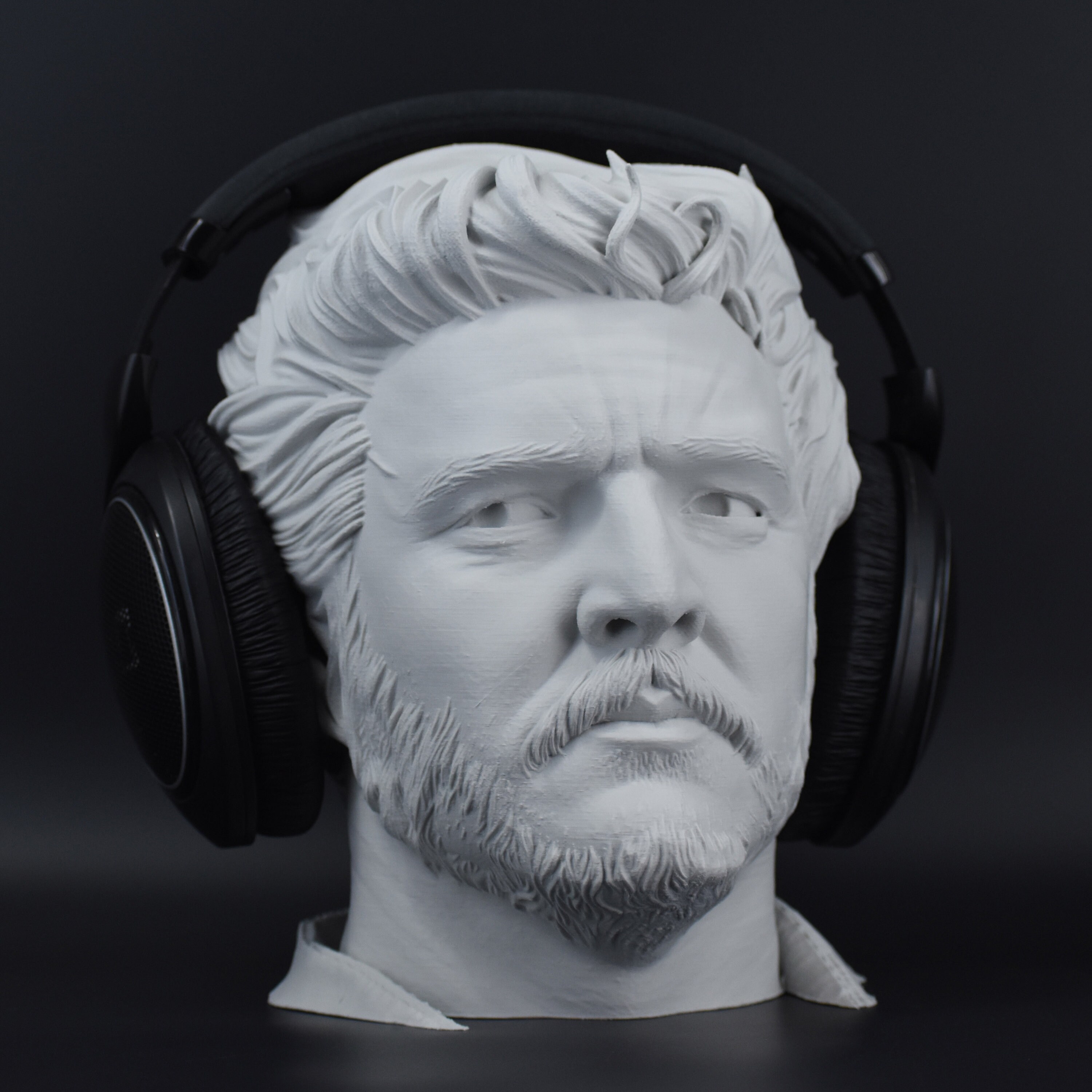 Pedro Pascal as Joel Headphone Stand 3D Printed Customizable Colors ...
