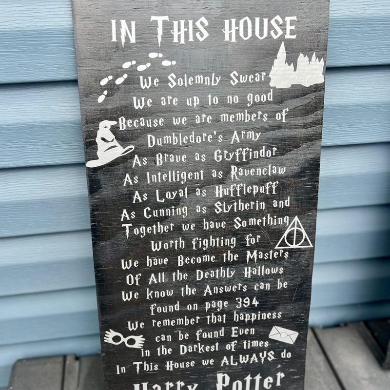 Hogwart Sign - Etsy