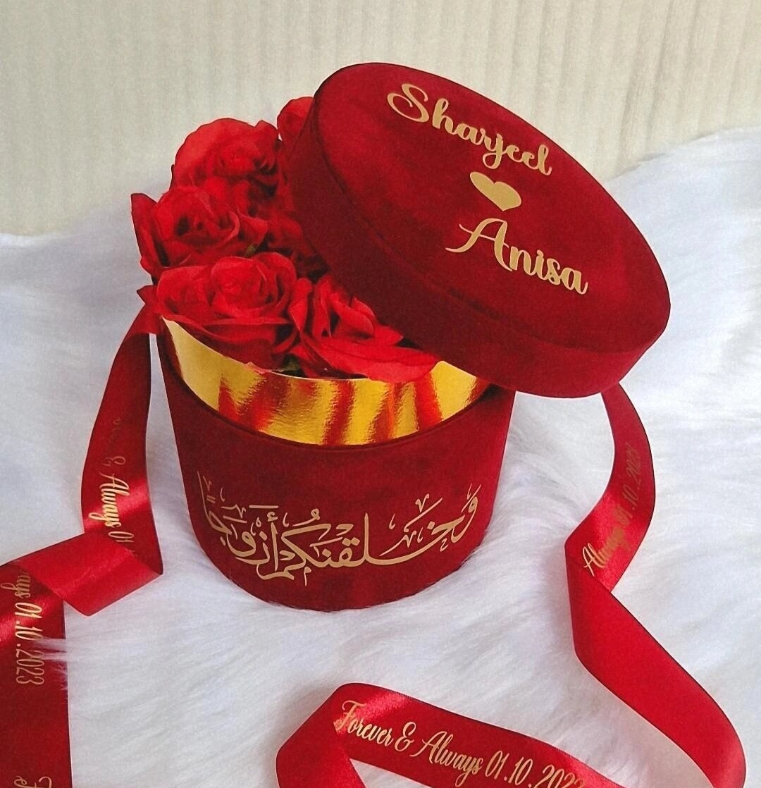 Nikkah Gift Box, Forever Roses Wedding Gift Box, Eternity Roses Gift ...