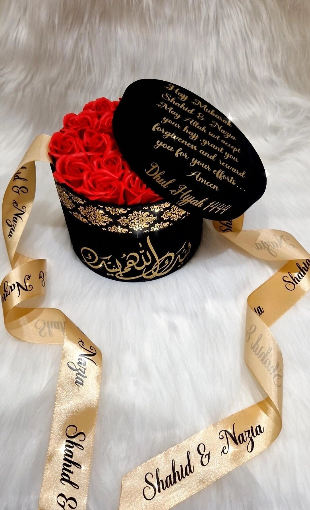 LIMITED EDITION Hajj Gift Box, Hajj Gift, Forever Roses Gift Box ...