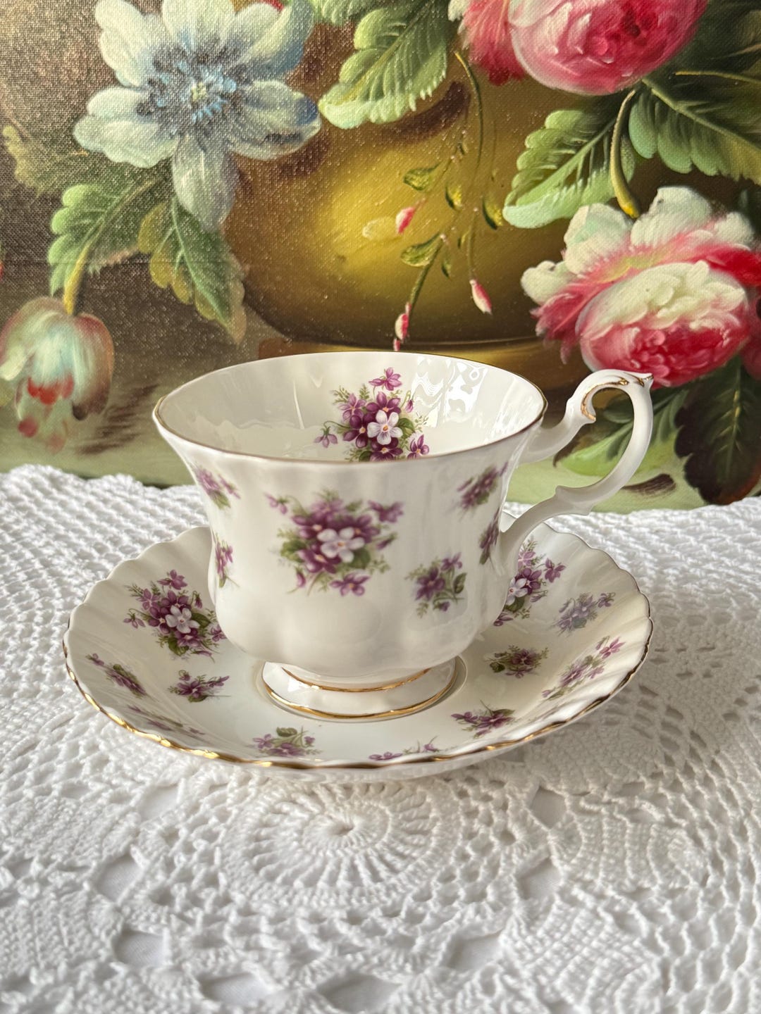 Royal Albert Sweet Violets Teacup and Saucer – Vintage Bone China - Etsy