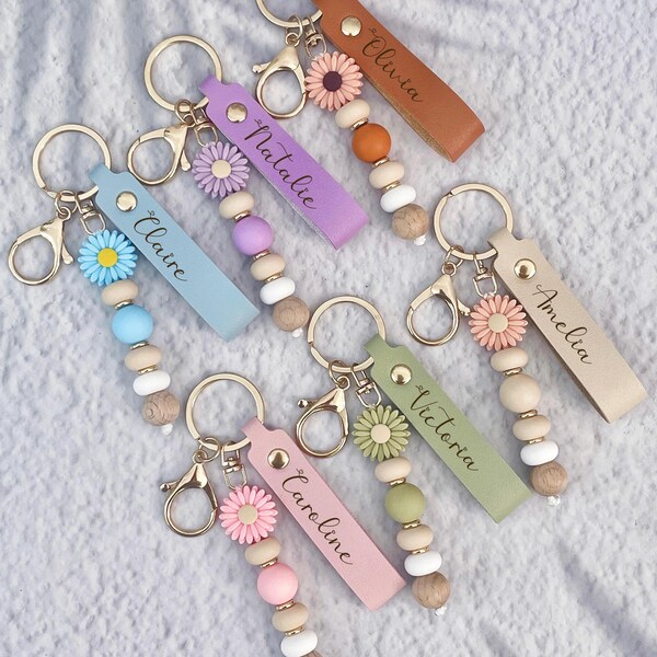 Daisy Keychain - Etsy