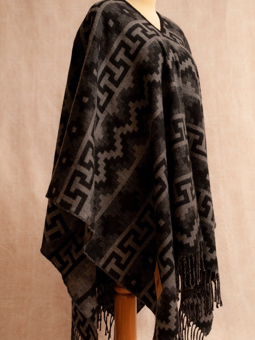 Alpaca Poncho - UNISEX - Soft and Elegant - Tribal Poncho - Handmade ...