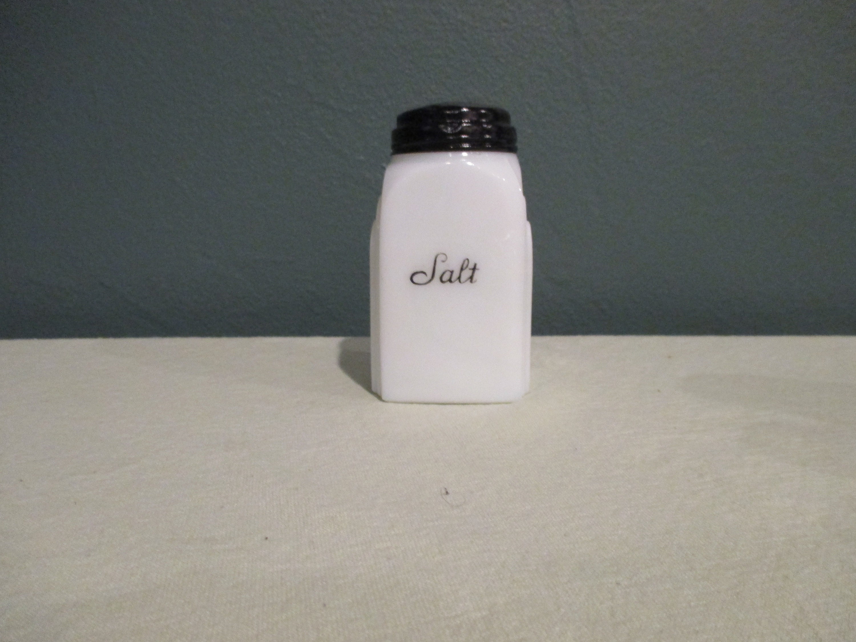 Vintage Mckee White Roman Arch 4 Pc. Shaker Set - Etsy