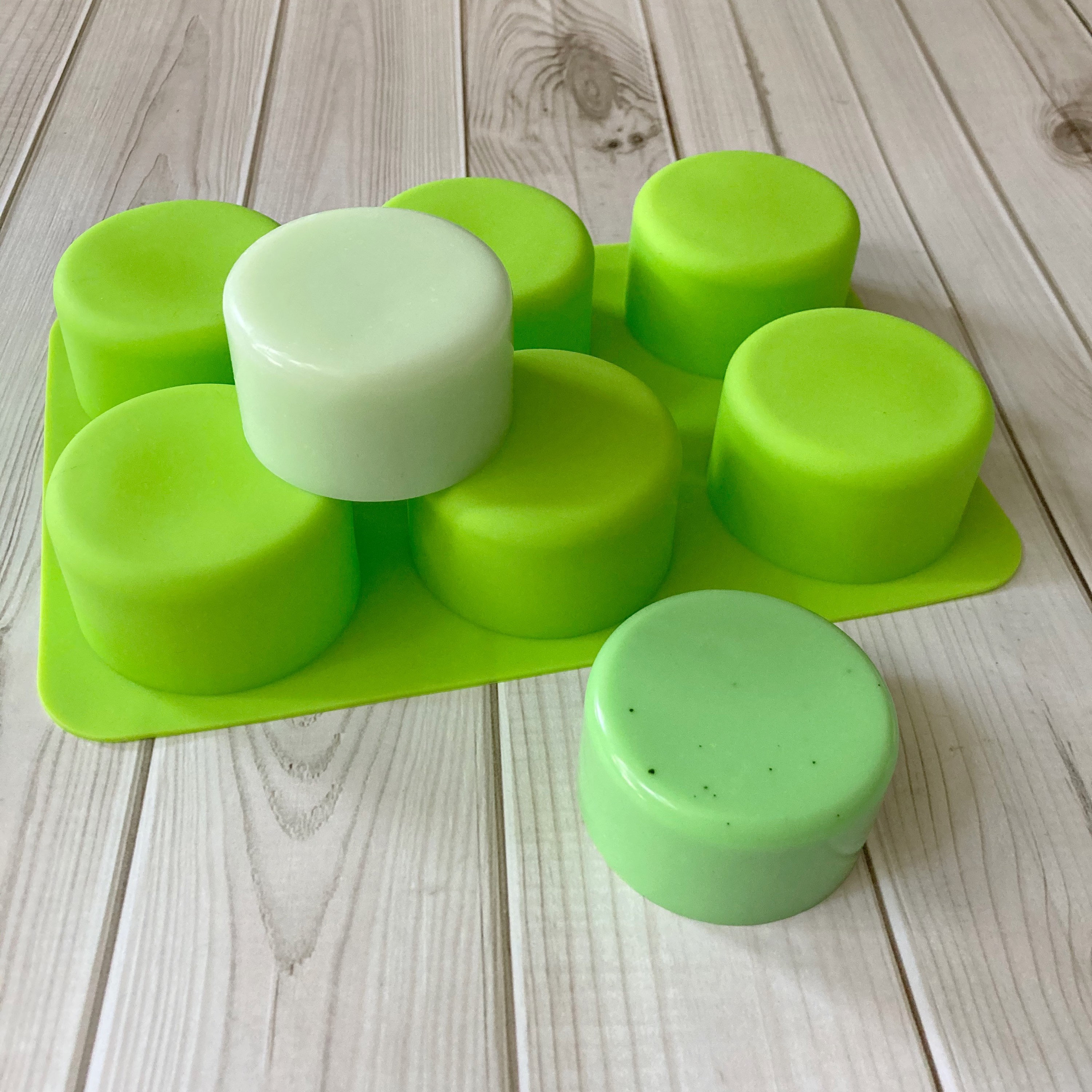 2.3" Diameter /6 Cavities Rounded Edge Circle Silicone Mold/ Circle ...