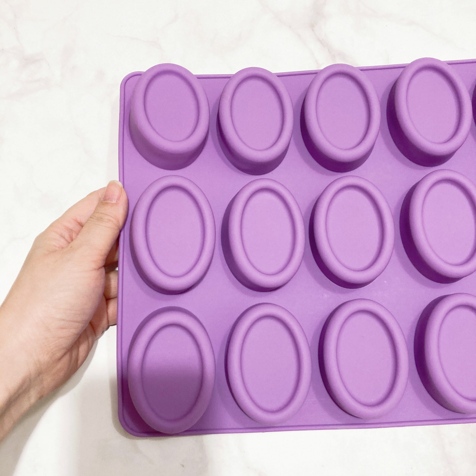 2.7x1.9x1 /15 Cavities Oval Silicone Mold/ | Etsy